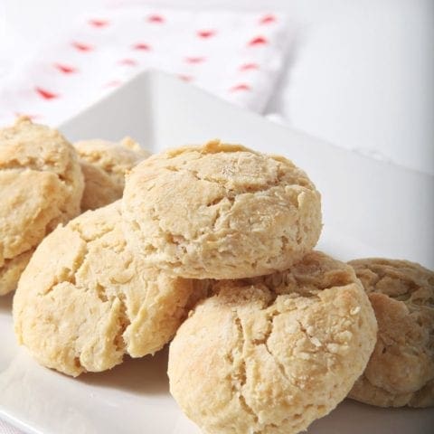 How to Make Vegan Biscuits (Southern Style with Coconut Oil!)