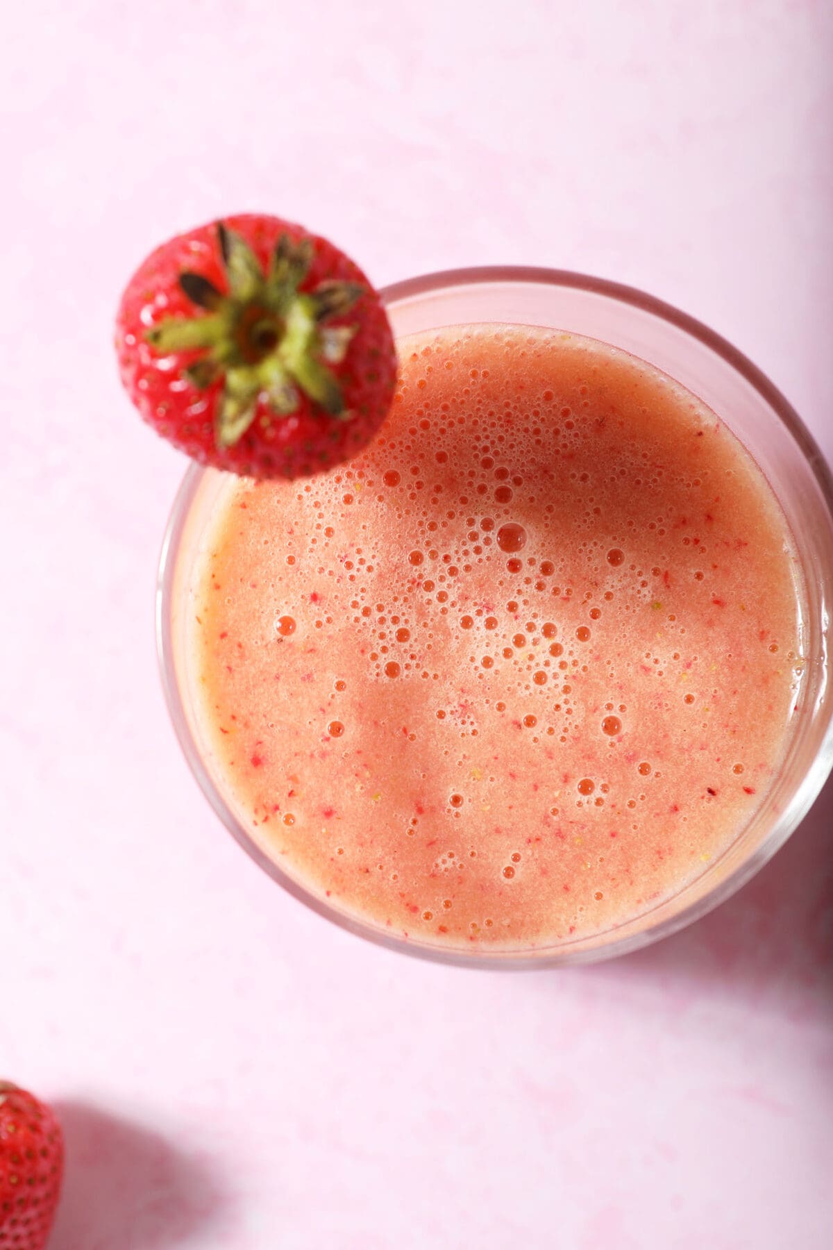 How to make a Orange Strawberry Smoothie - The Speckled Palate