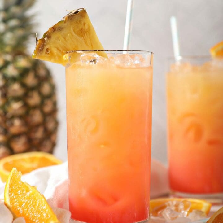 Sweet Sunrise Mocktail (Nonalcoholic Tequila Sunrise)