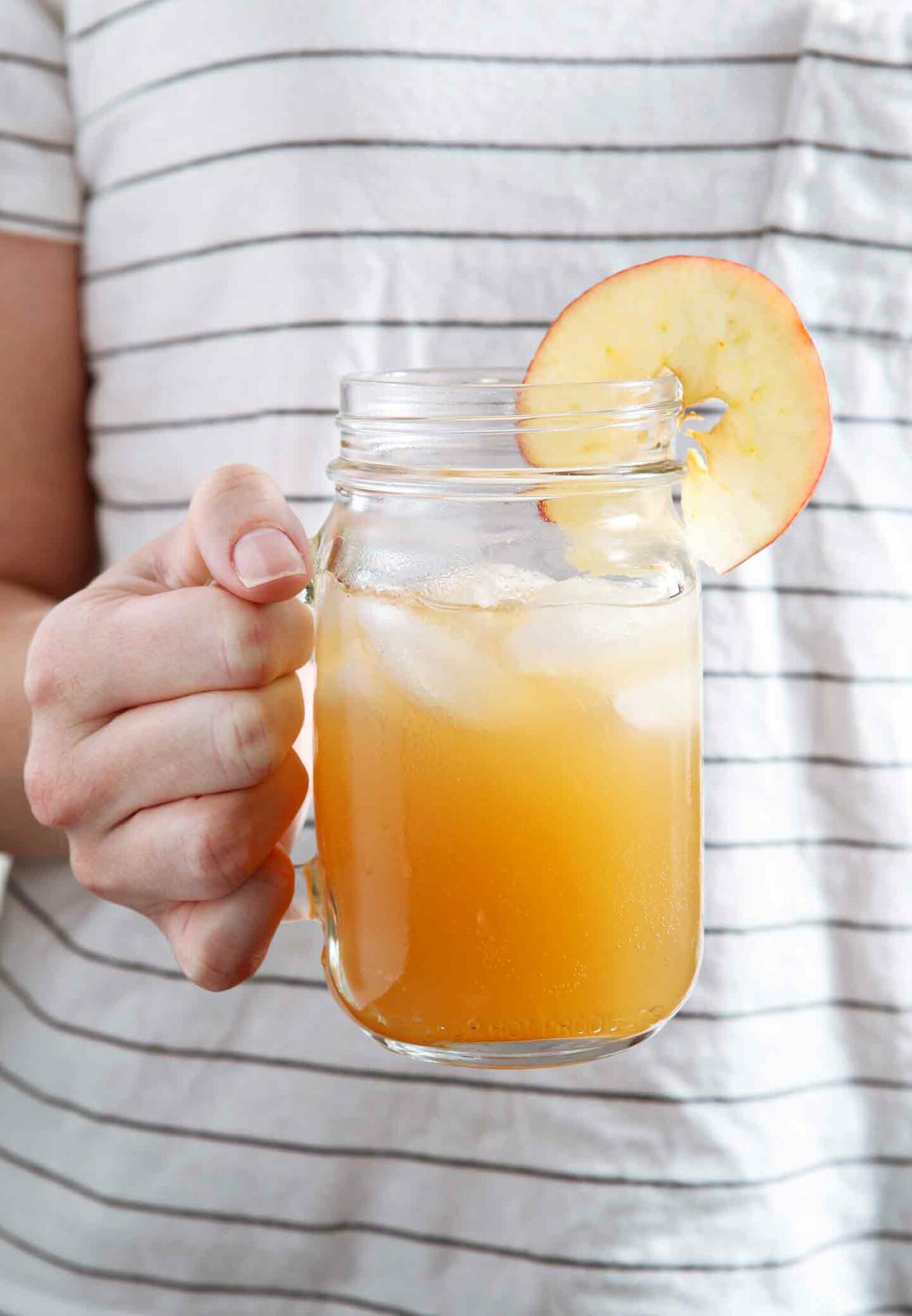 Sparkling Bourbon Apple Punch with Pumpkin Spices