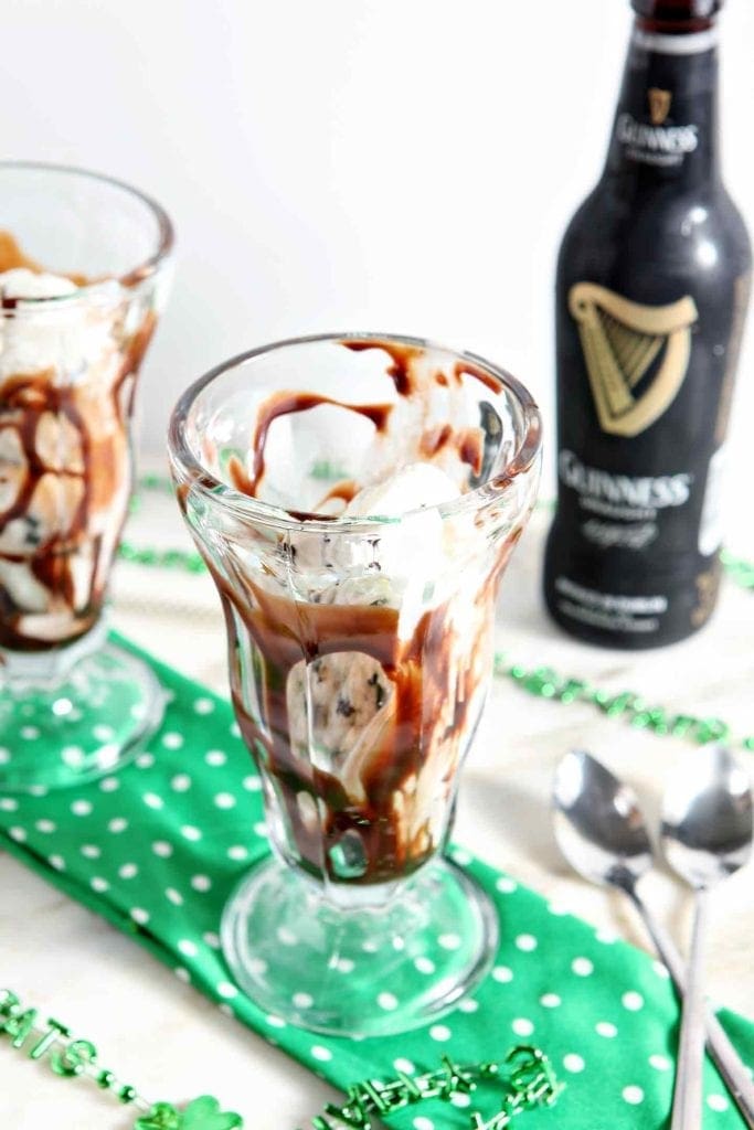 How to make Mint Chip Beer Float - The Speckled Palate