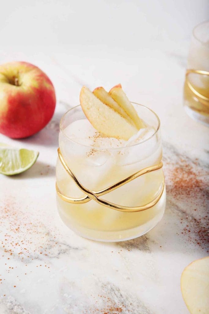 Apple Cider Moscow Mule (Fall Moscow Mule) - The Speckled Palate