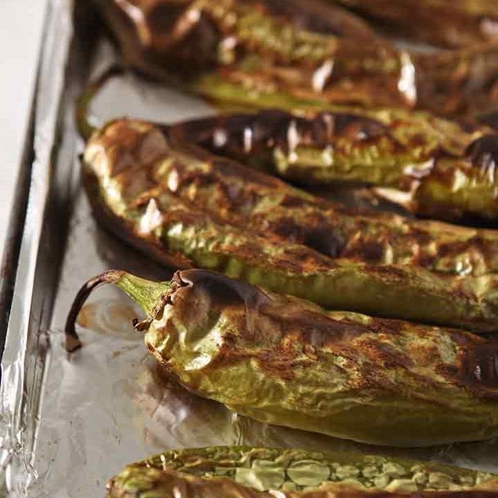 Easy Guide for How to Roast Peppers (Hatch, Bell Peppers, Etc.)