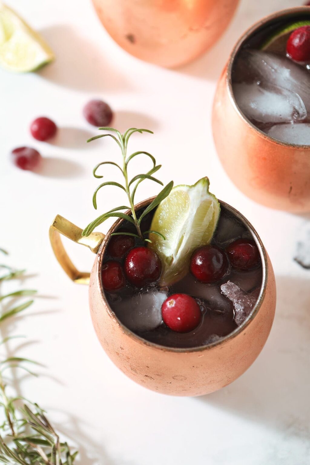 How to make a Classic Classic Cranberry Moscow Mule (Yule Mule)