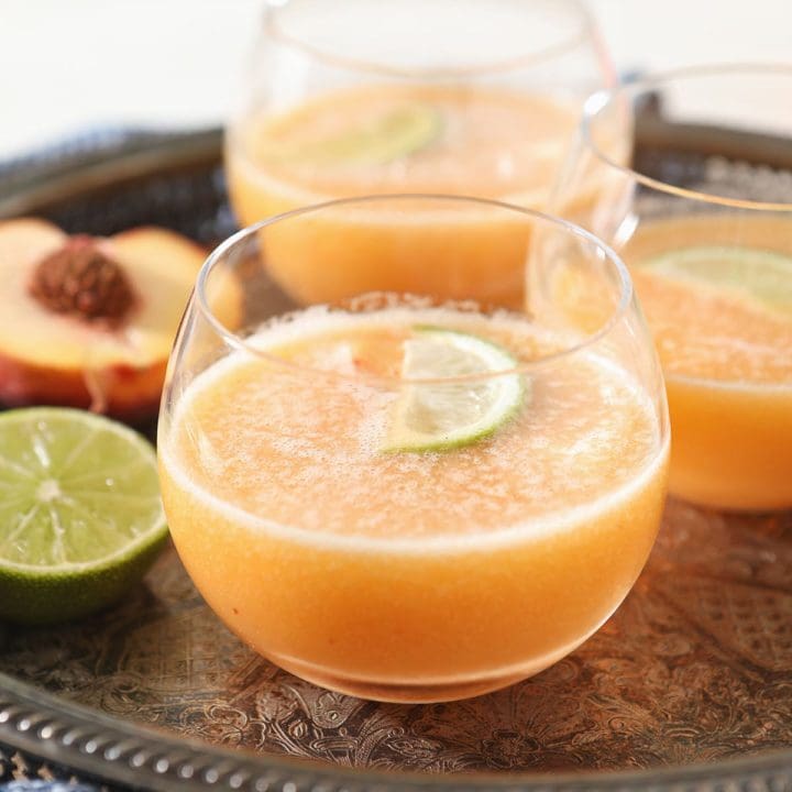 How to make an Easy Homemade Peach Margarita in the Blender