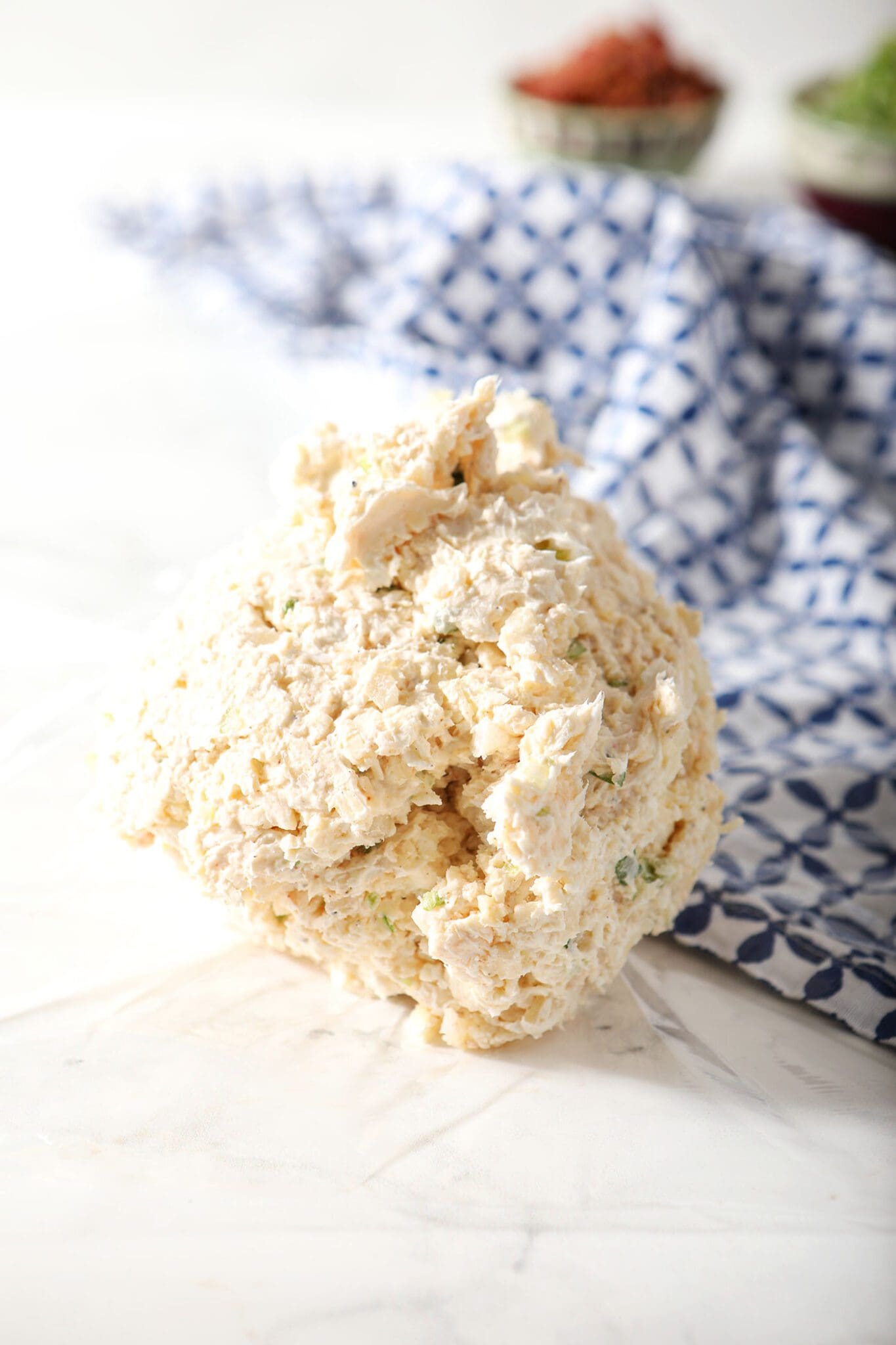 How to make an Easy Cheese Ball (without nuts)