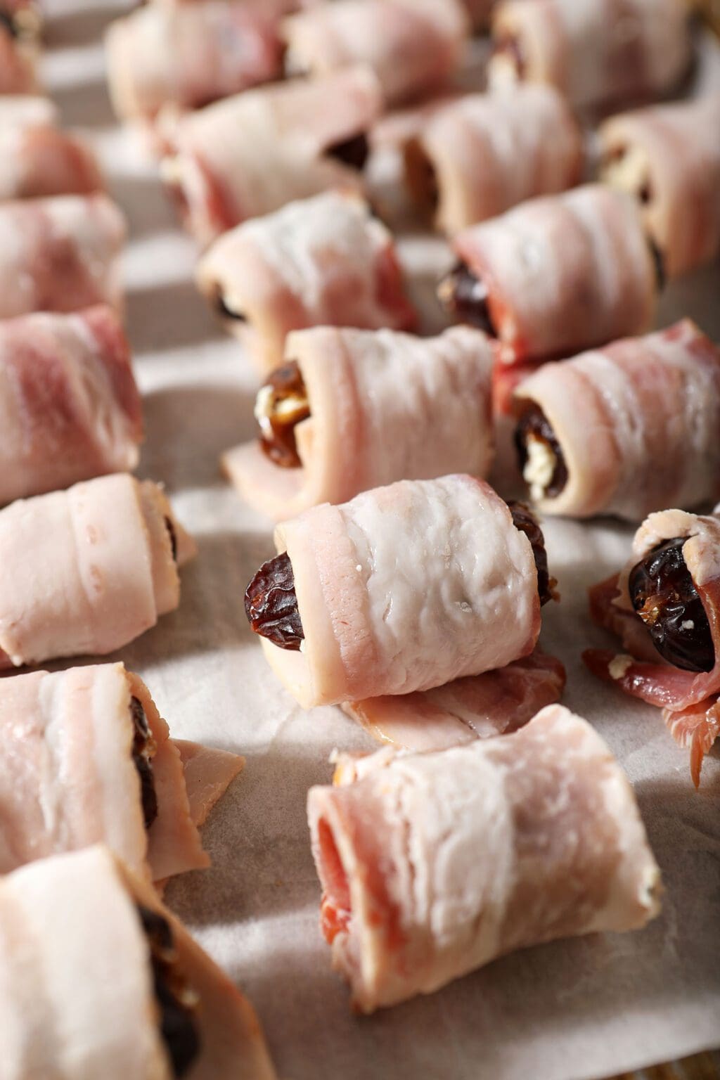 How to make Bacon Wrapped Dates (Stuffed Dates with Feta)