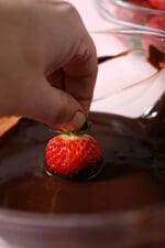 How to make Chocolate Dipped Strawberries