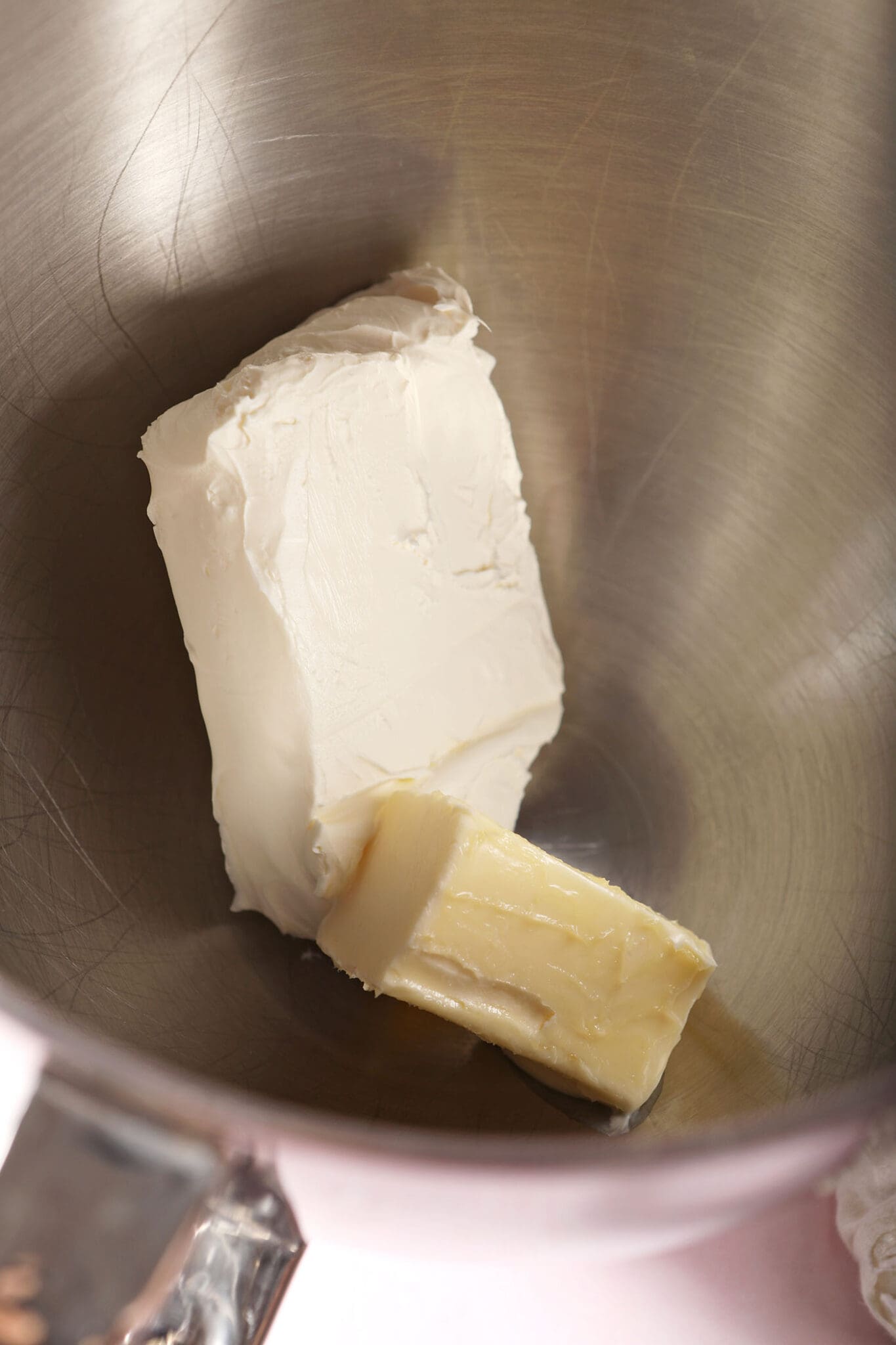 How to make the BEST Cream Cheese Frosting